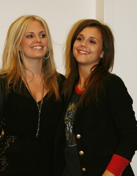 Terri Conn Fansite/TCF Pictures/Candid pictures with castmates and ...